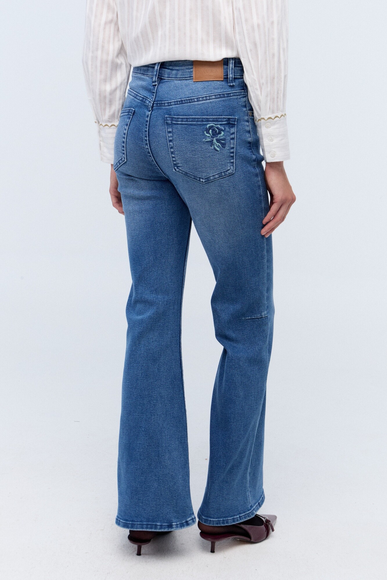 Jean Freda - Azul — Saura