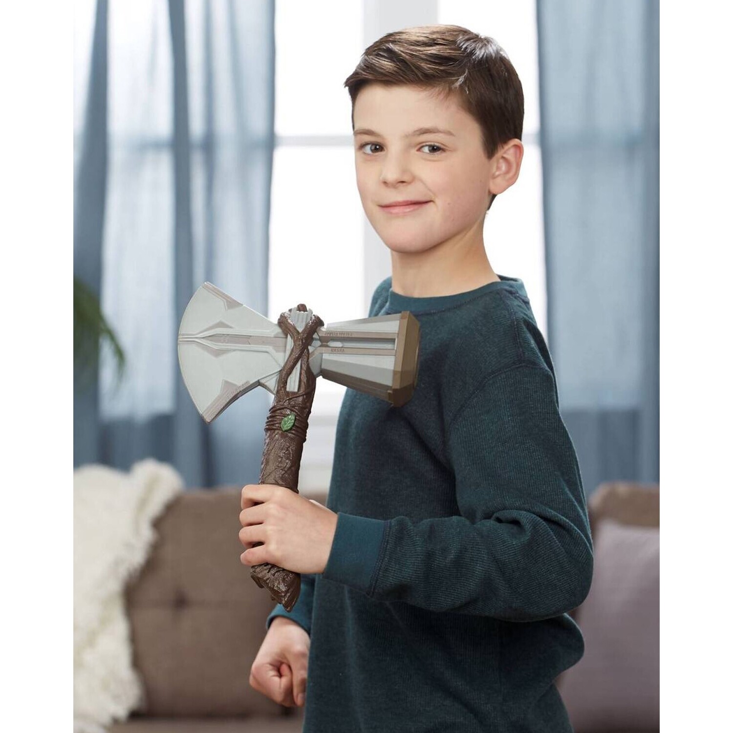 Hacha con sonido Thor Avengers Marvel Love and Thunder Stormbreaker ...
