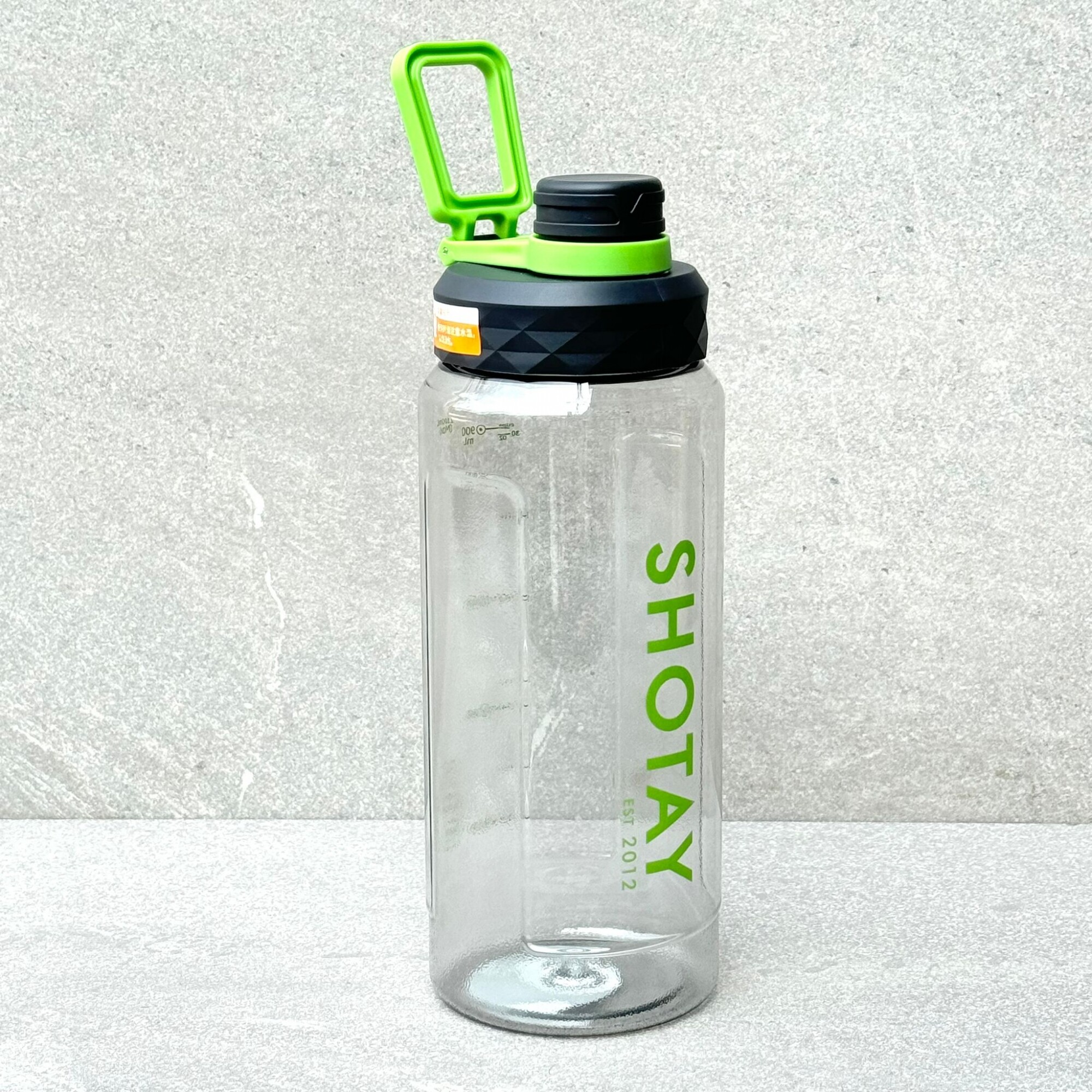 Botella Deportiva Plástica Con Sorbito 1.1L — El Capitán