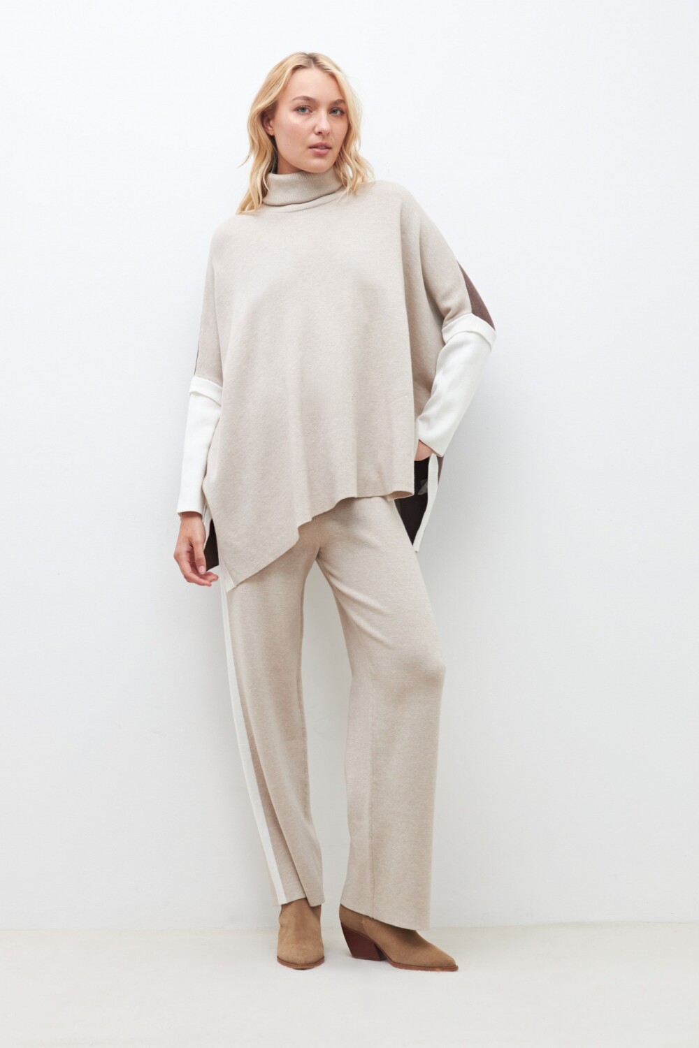 Polera oversized color block - beige melange — Lolita
