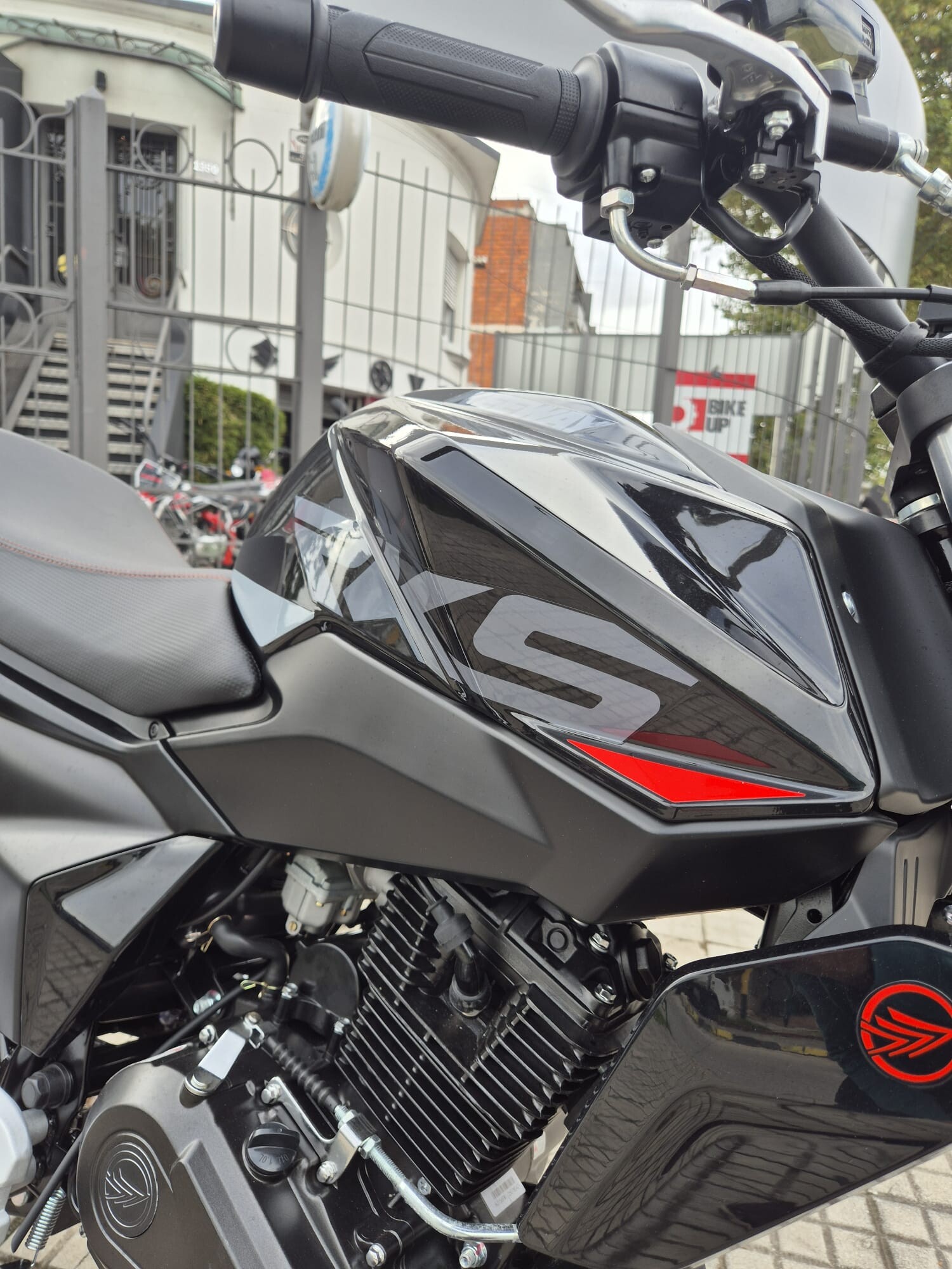 Keeway RKS 125 S - Negro - Reserva — Bike Up