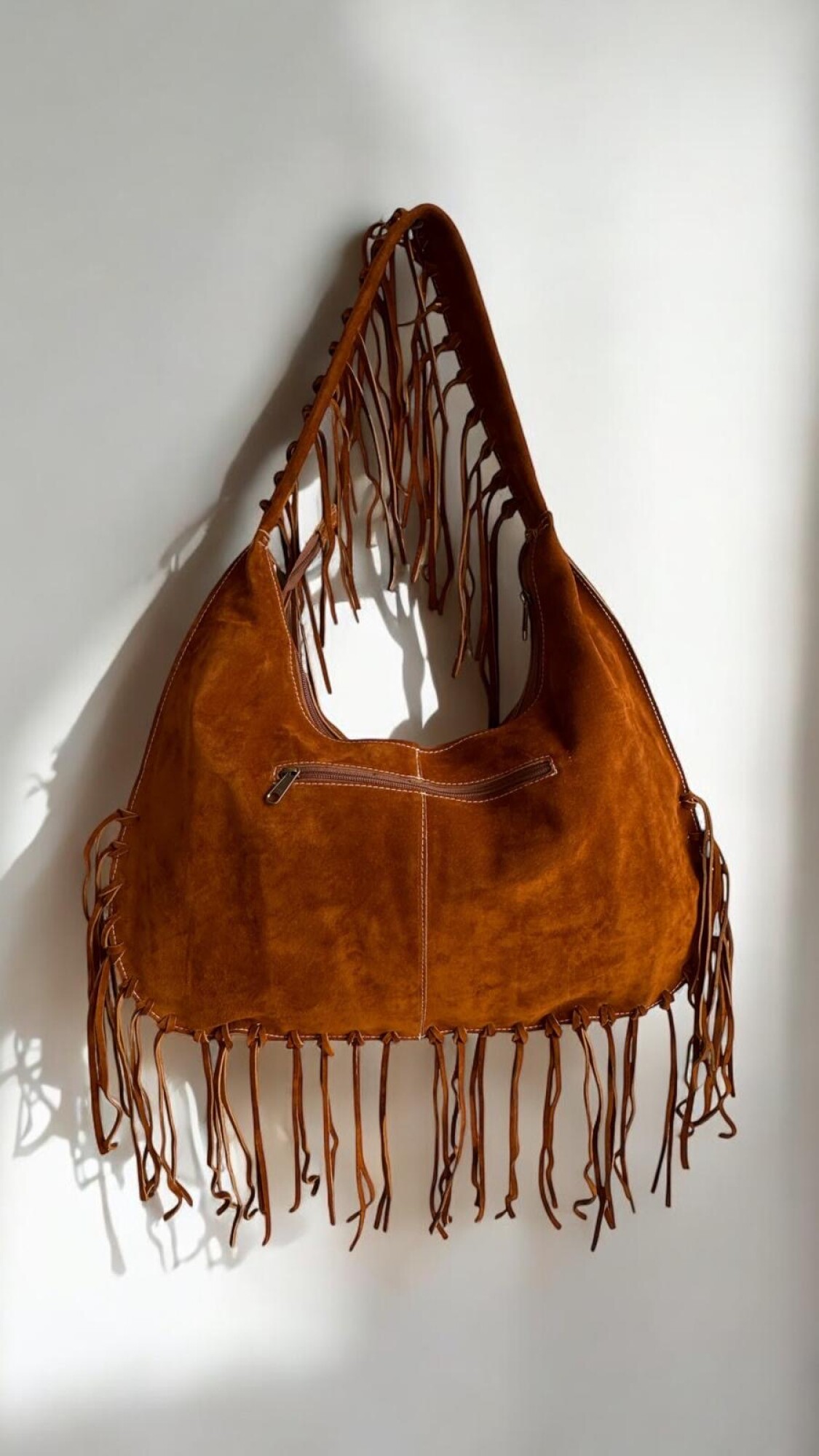 Cartera Alaska Con Flecos Linea Urbana - Gamuza Color Óxido Con Arte ...