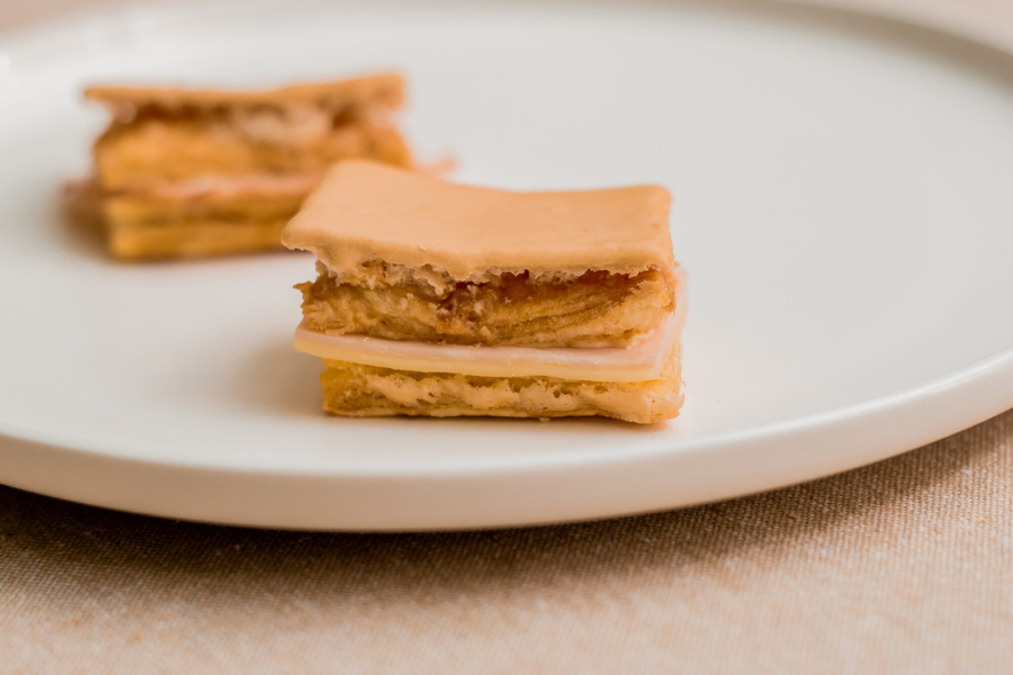 Jesuitas con jamón y queso — Valentino