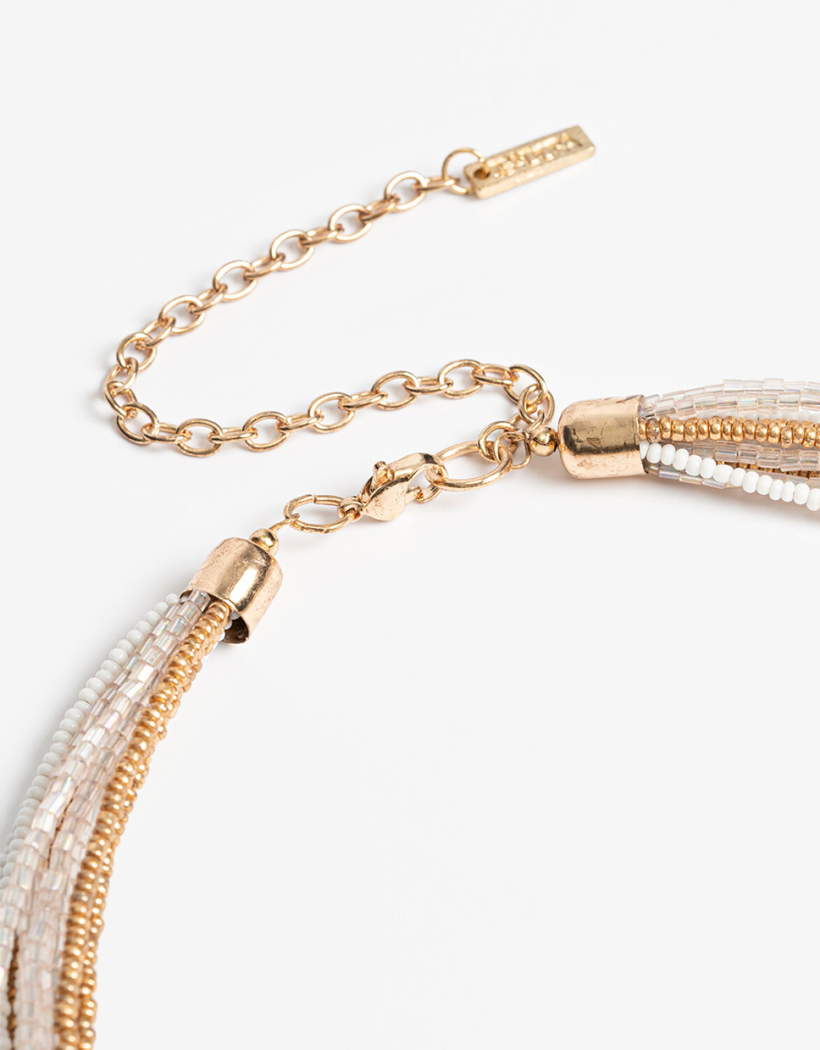 Collar Corto Beads Y Metal — Isadora