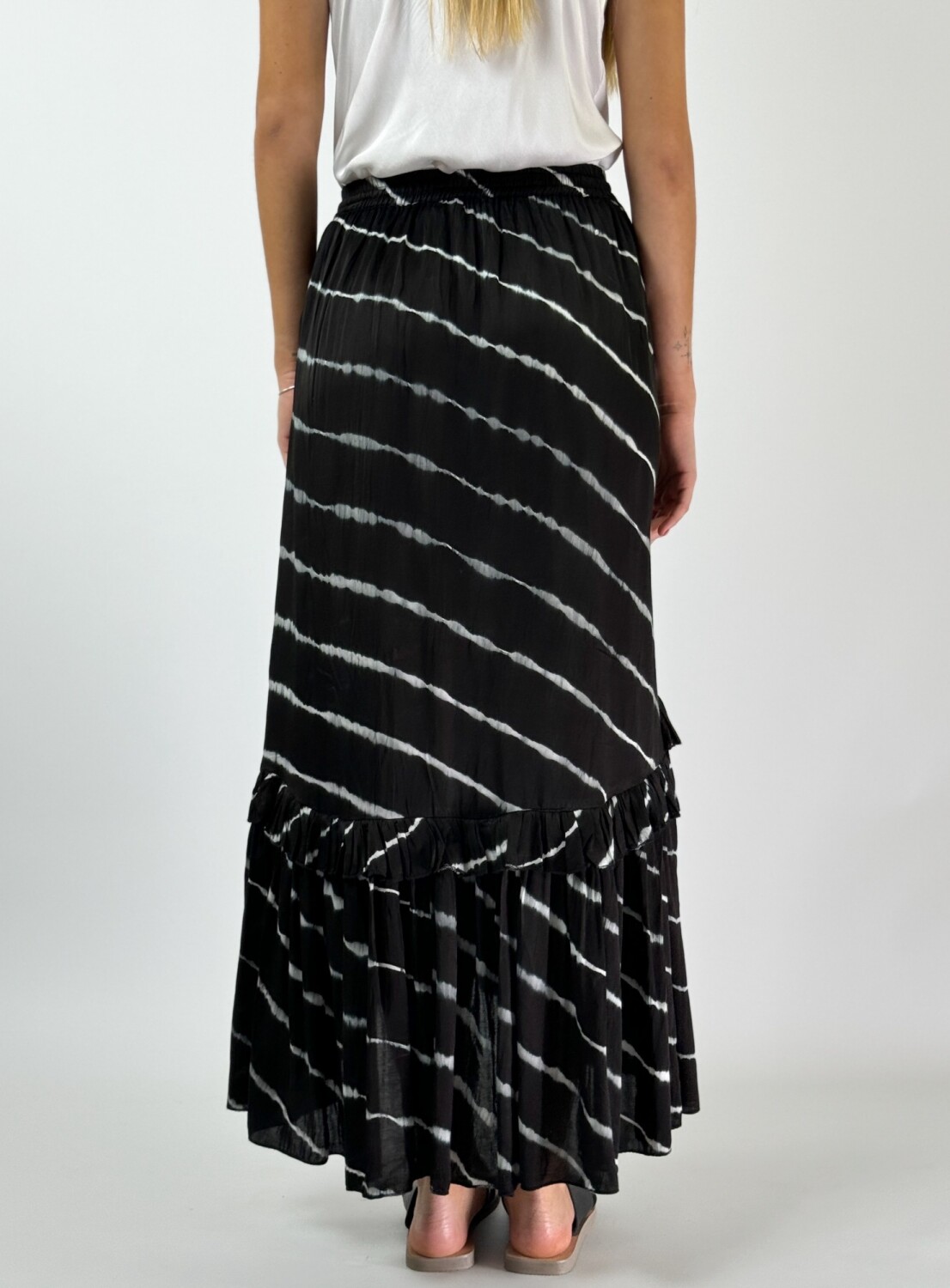 POLLERA LUNARIA - NEGRA — Panthai