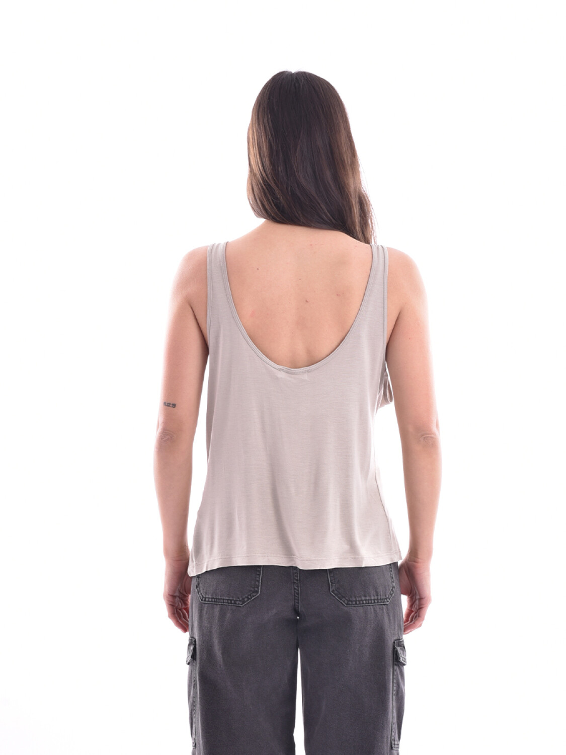 MUSCULOSA BÁSICA ELENA - GRIS — Guapa