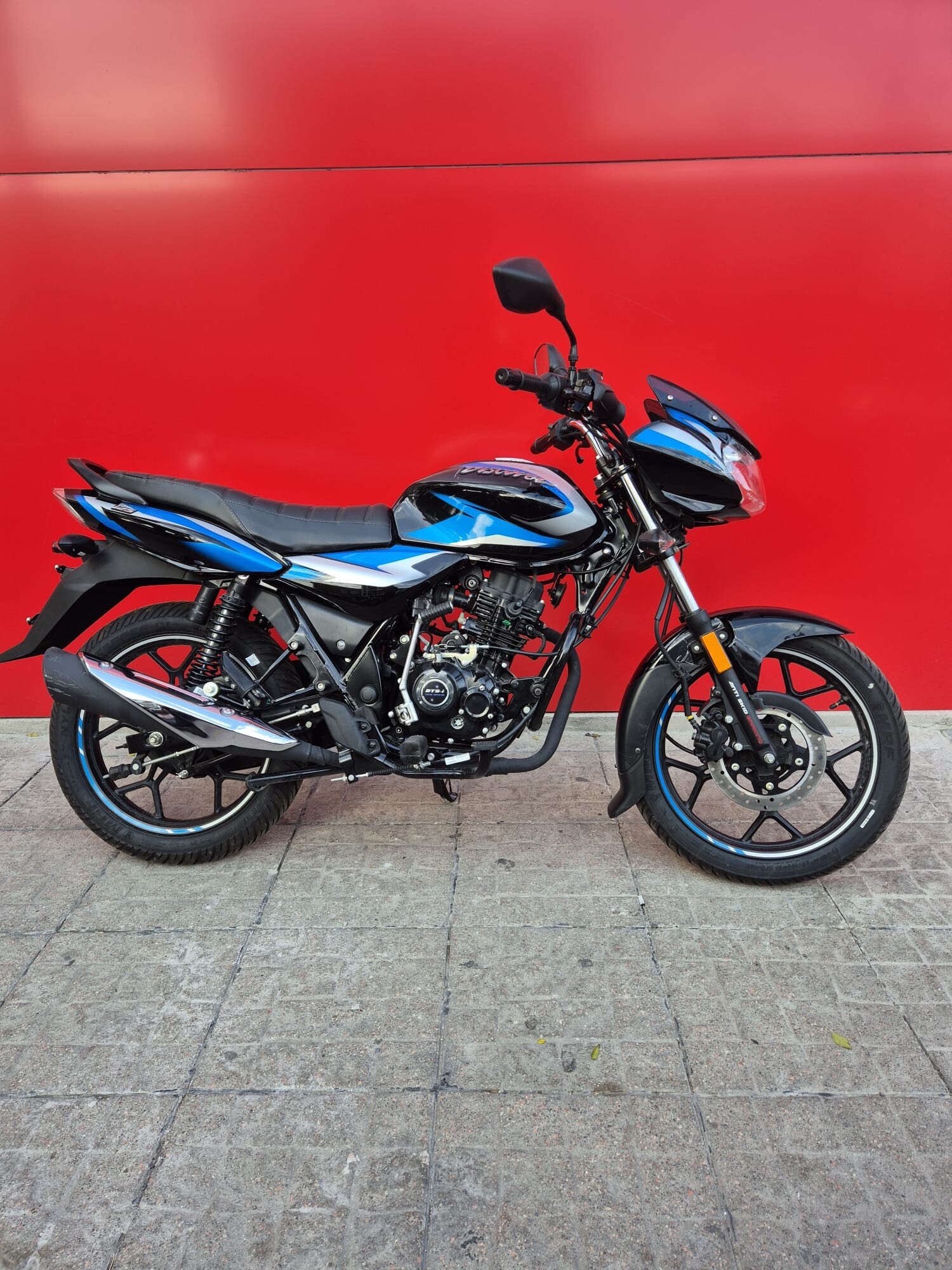 Bajaj Discover 125 - Azul — Bike Up