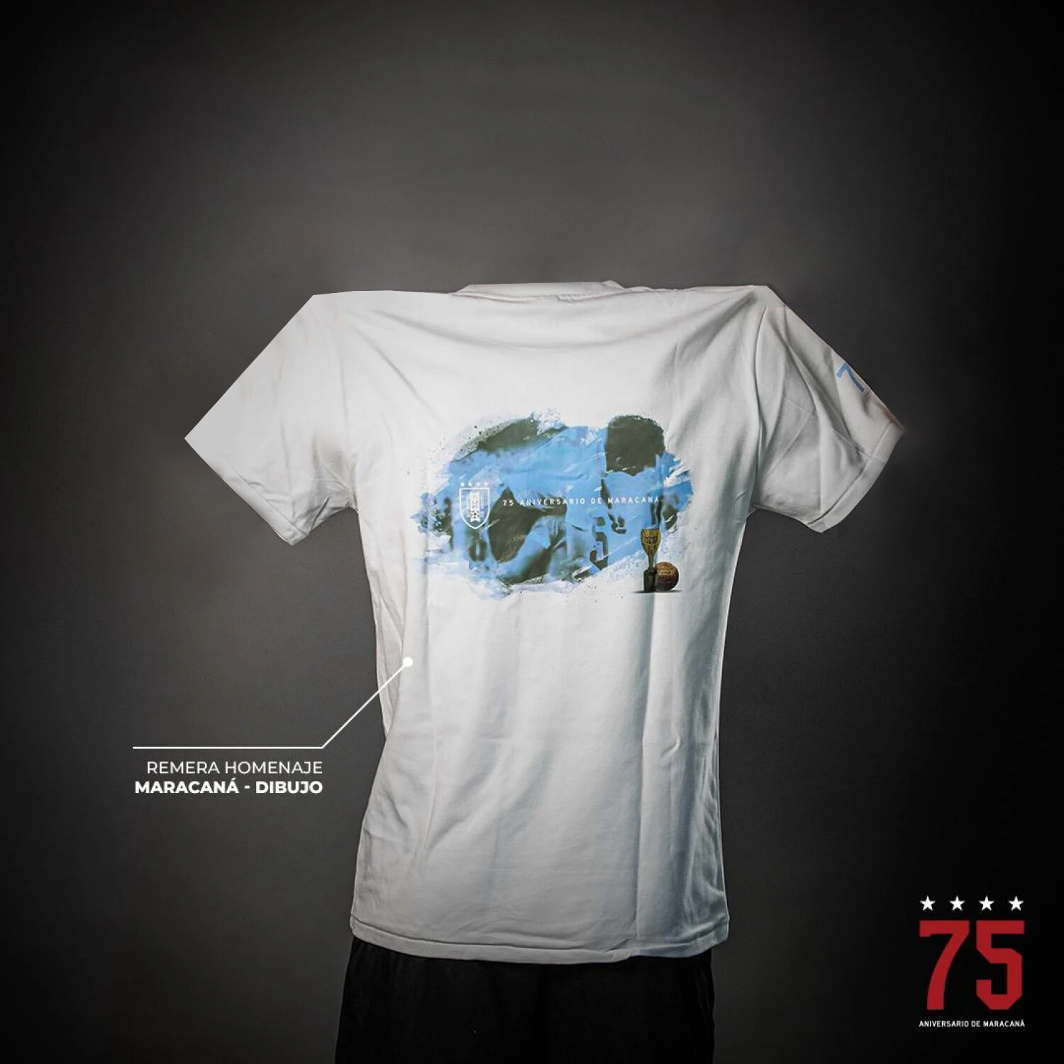 REMERA HOMENAJE MARACANA DIBUJO — Somos Fútbol