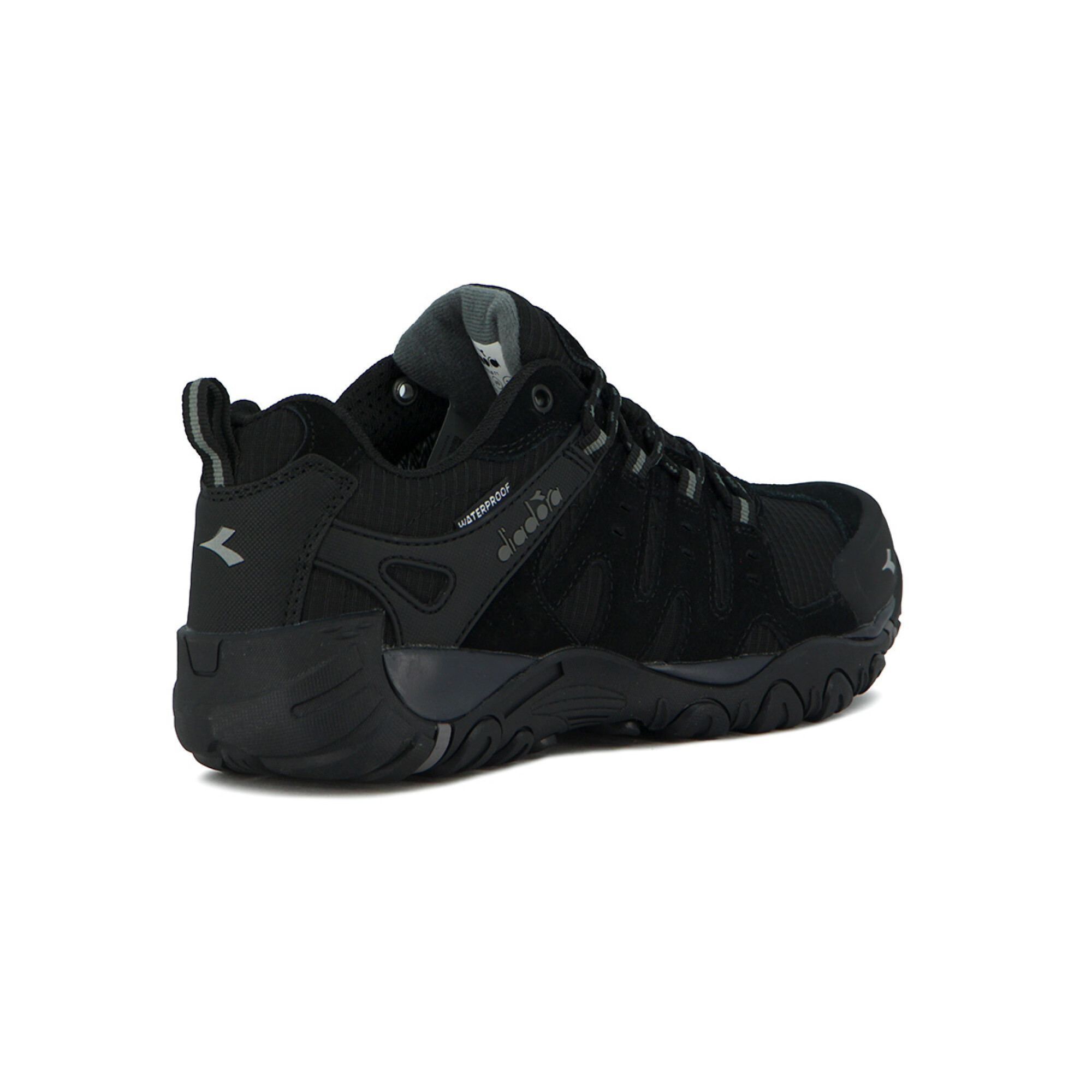 Diadora Hiking Hombre Waterproof Leather - Negro - Negro — Macri