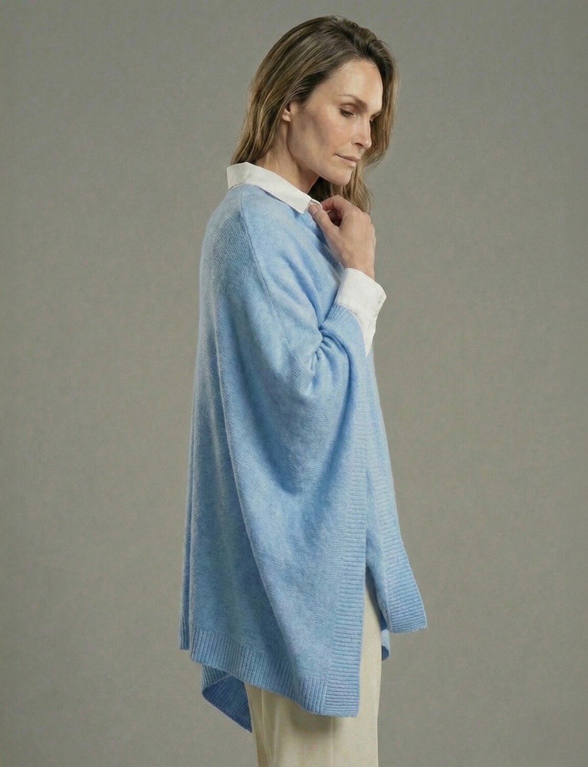 Poncho Colors - Celeste — LA OPERA