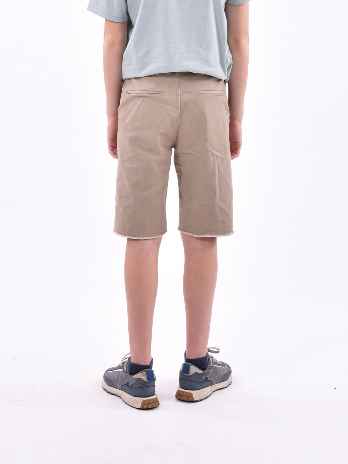 BERMUDA SIMÓN - KAKI — Guapa