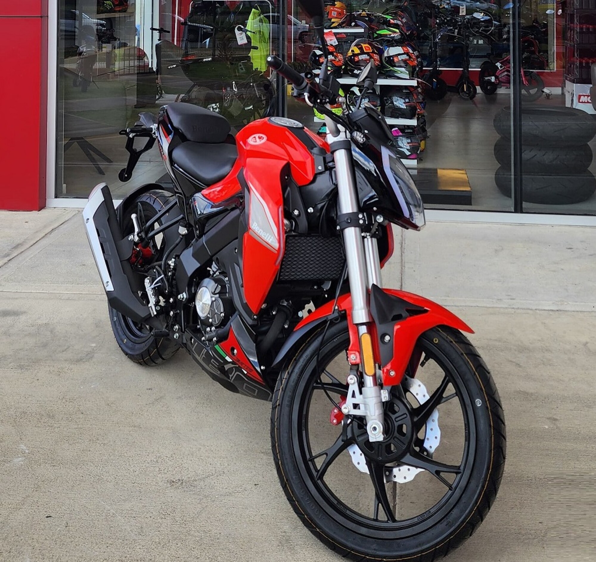 Benelli 180S - Rojo - Reserva — Bike Up