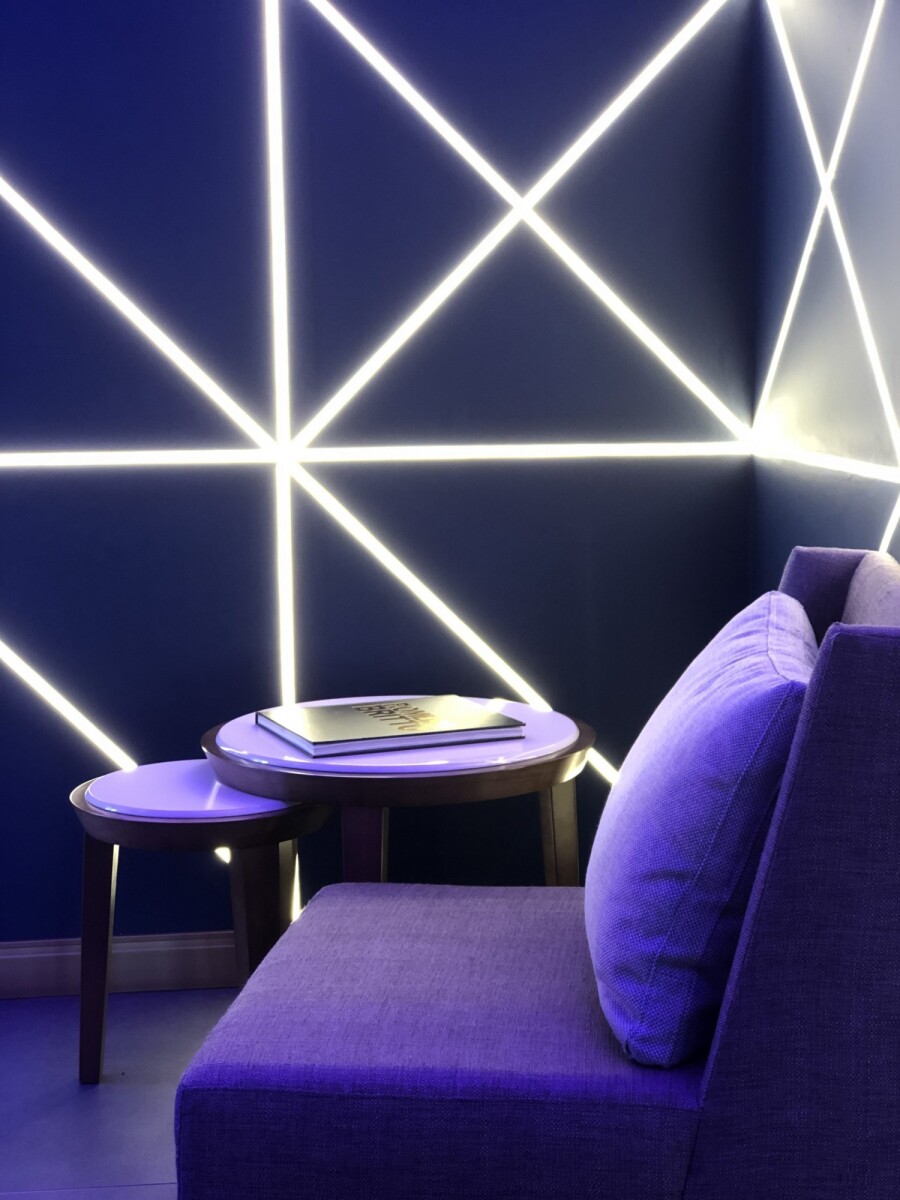 Listelo LED Simple 3943 Linea Lumiere — Prodeco